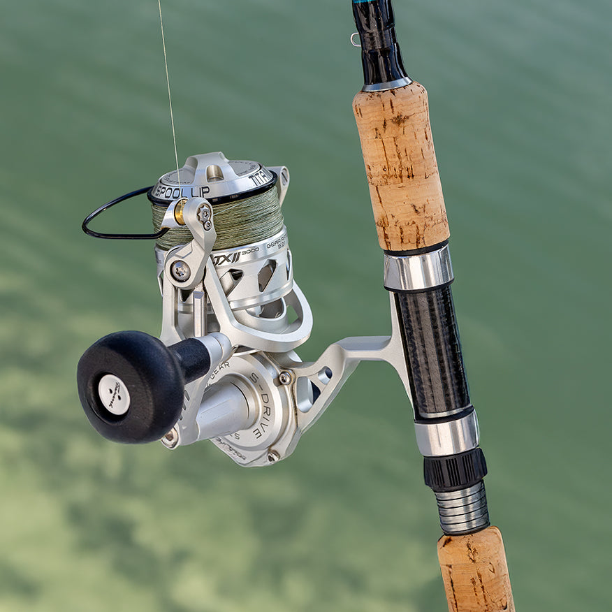 Tsunami Carbon Shield III Spinning Rod | Tsunami Fishing & Tackle