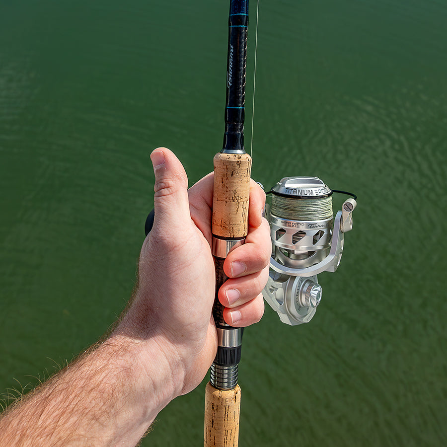 Tsunami Carbon Shield III Spinning Rod | Tsunami Fishing & Tackle